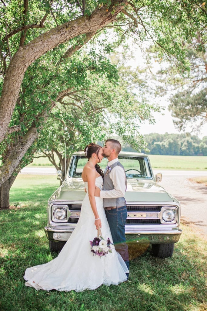 JESSICA + MORGAN | RAONA ACRES WEDDING | WILLIAMSTON, MICHIGAN ...